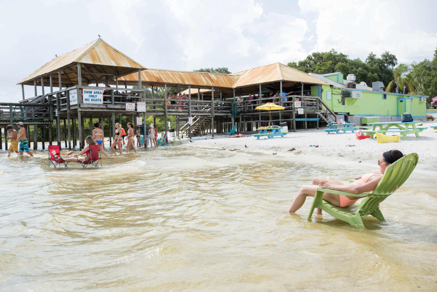 Photo Gallery - Gator Joe's Beach Bar & Grill - Ocklawaha, Florida ...